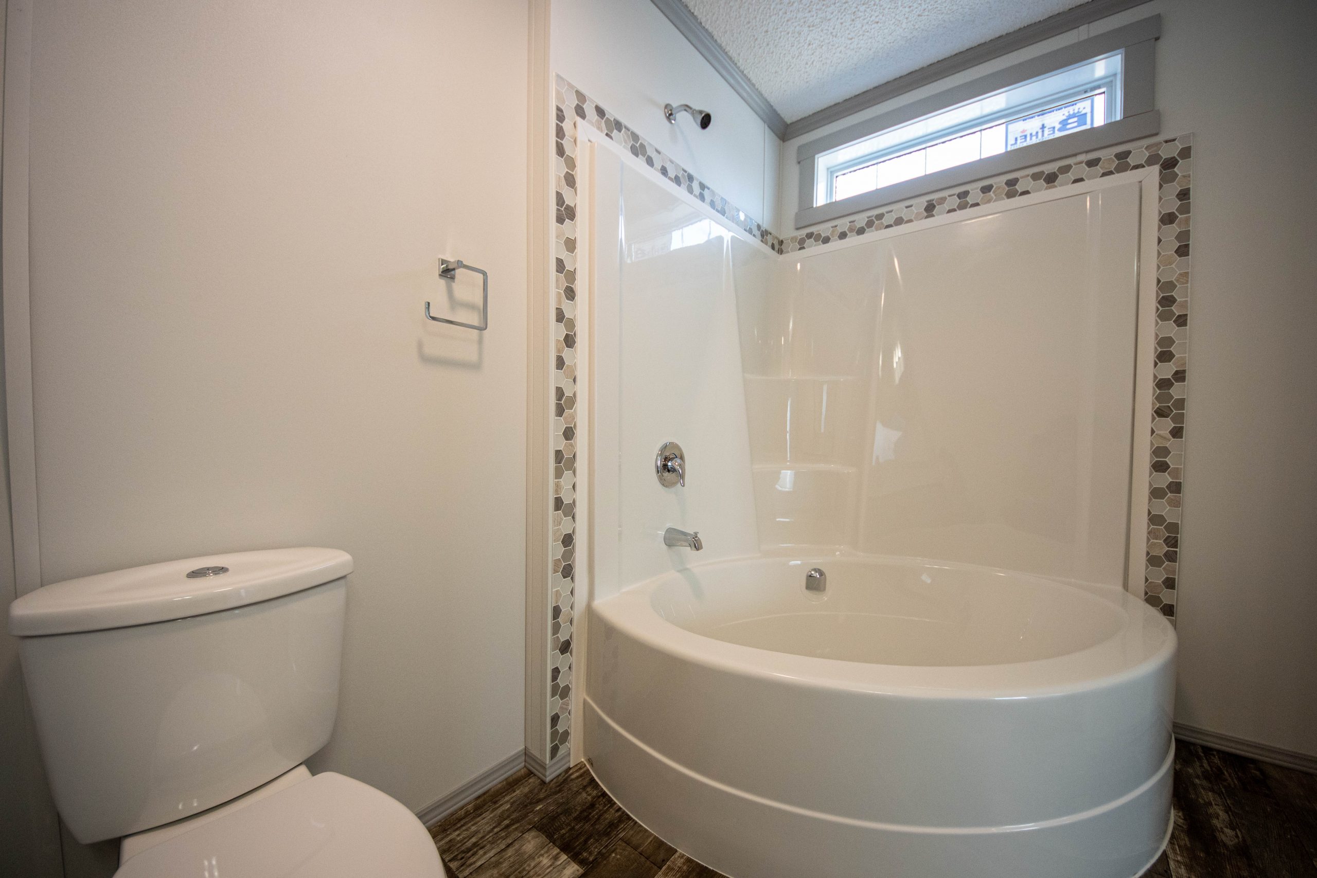 Master Bath 2 - Western Canadian Modular Homes