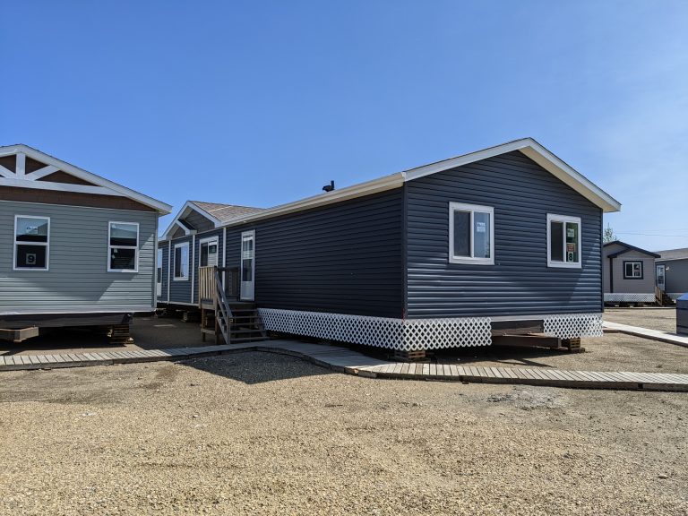 SH # 8 SN 2224 - Ext - Western Canadian Modular Homes